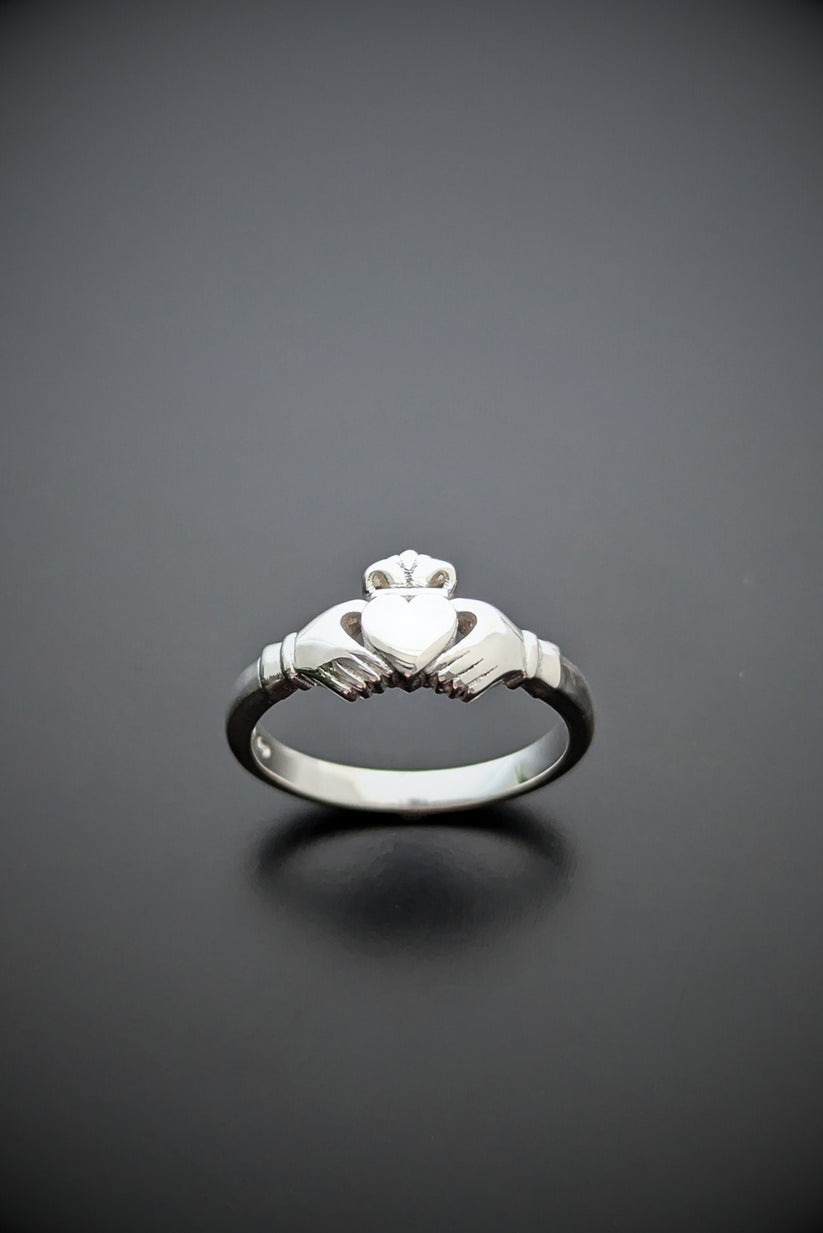 Heritage Claddagh Ring | Designed & Handcrafted in Ireland – Claddagh ...