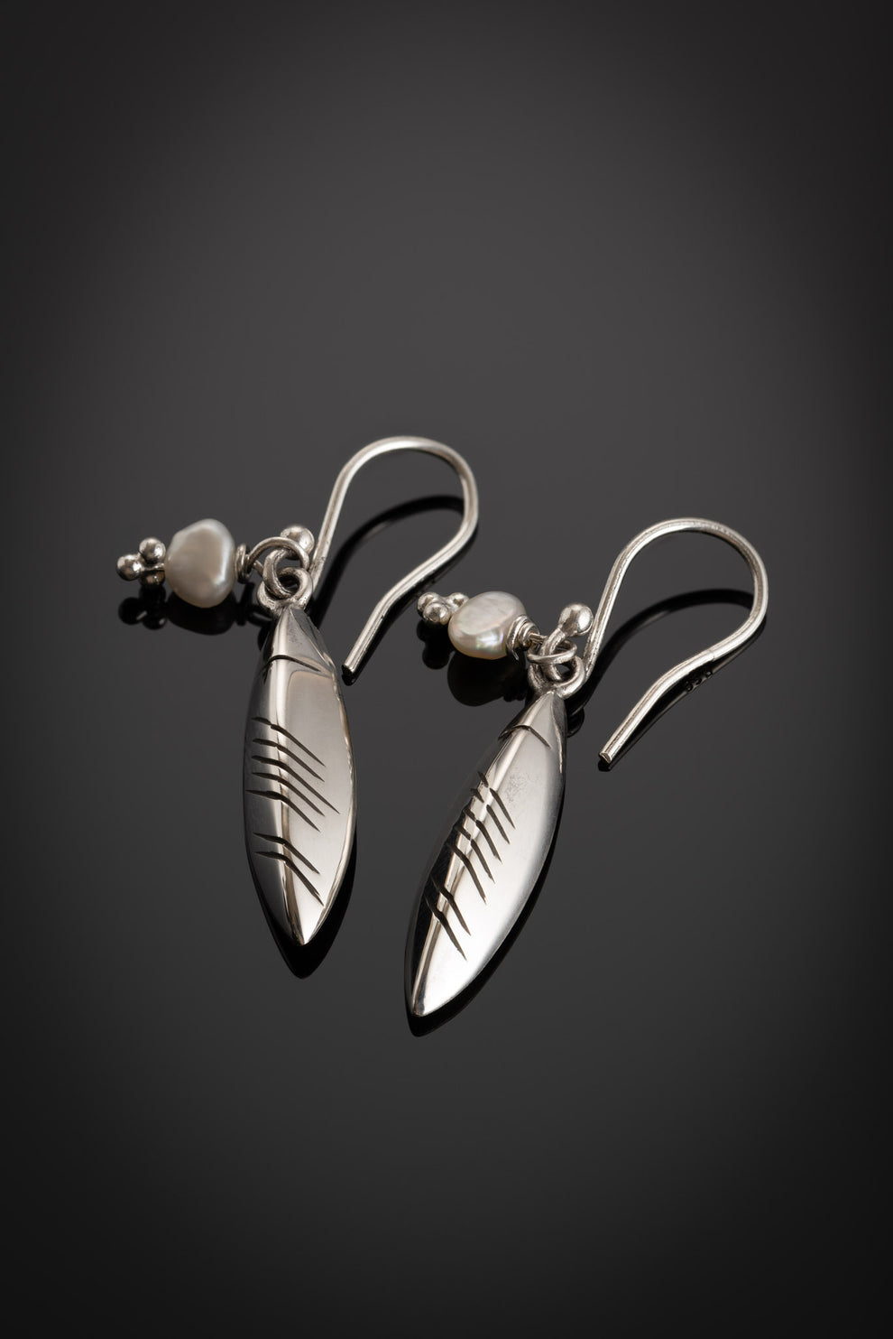 Gra Earrings | Silver Irish Love – Claddagh Design