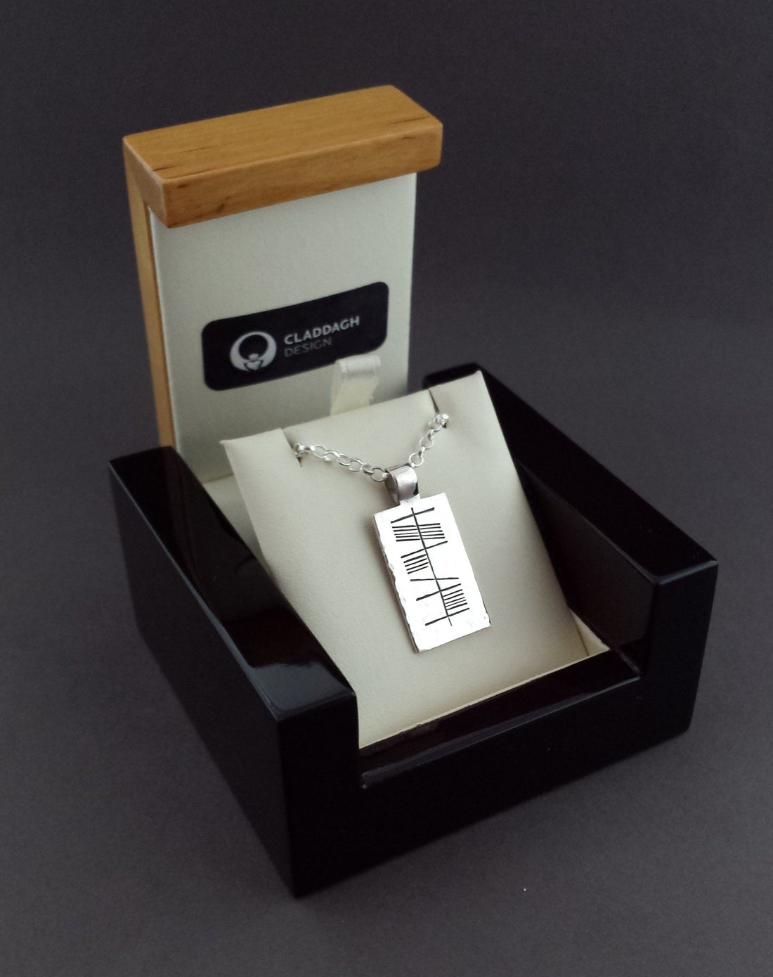 Anam Cara Pendant Men's – Claddagh Design