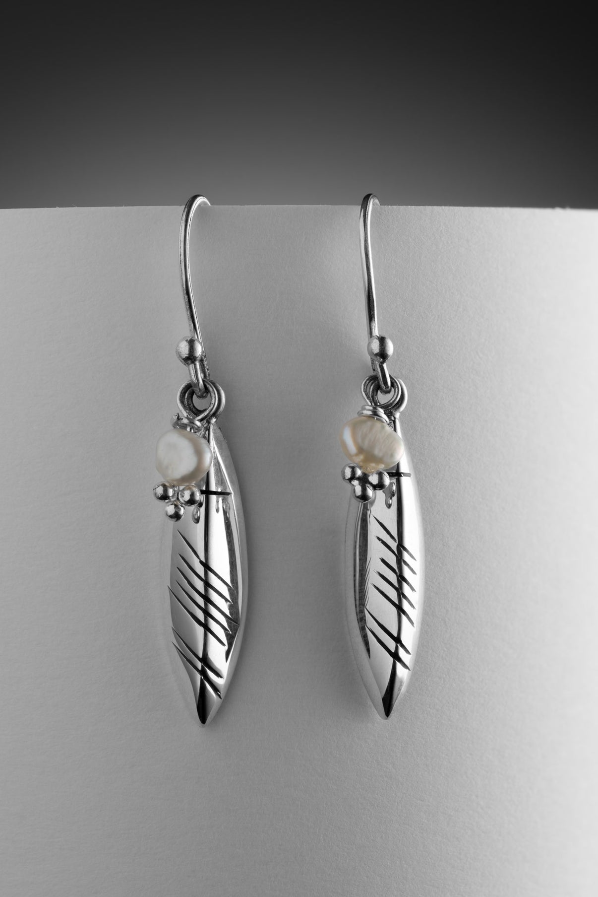 Gra Earrings | Silver Irish Love – Claddagh Design